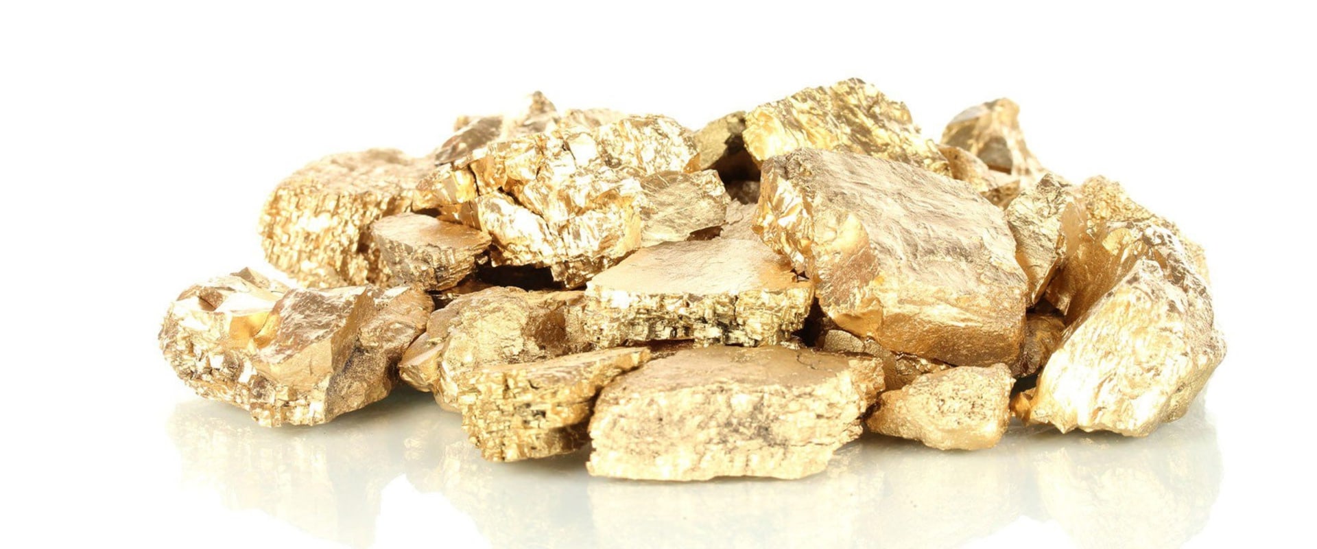 What toxic compound is extracted with gold?